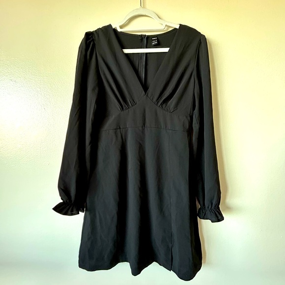 SHEIN | Dresses | Nwot Shein Small Little Black Dress Balloon Sleeves ...